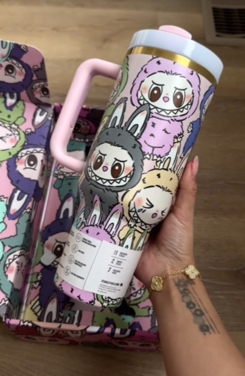 Open media 1 in modal